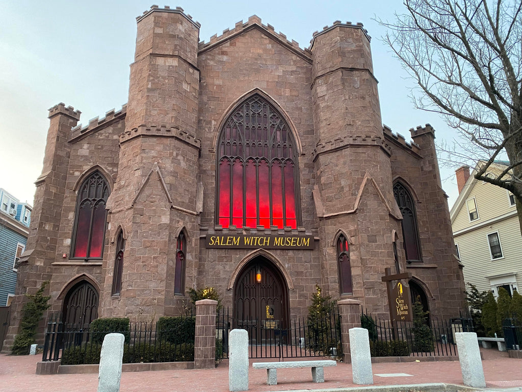 A Detailed Guide to The Salem Witch Museum in Massachusetts – The Lost ...